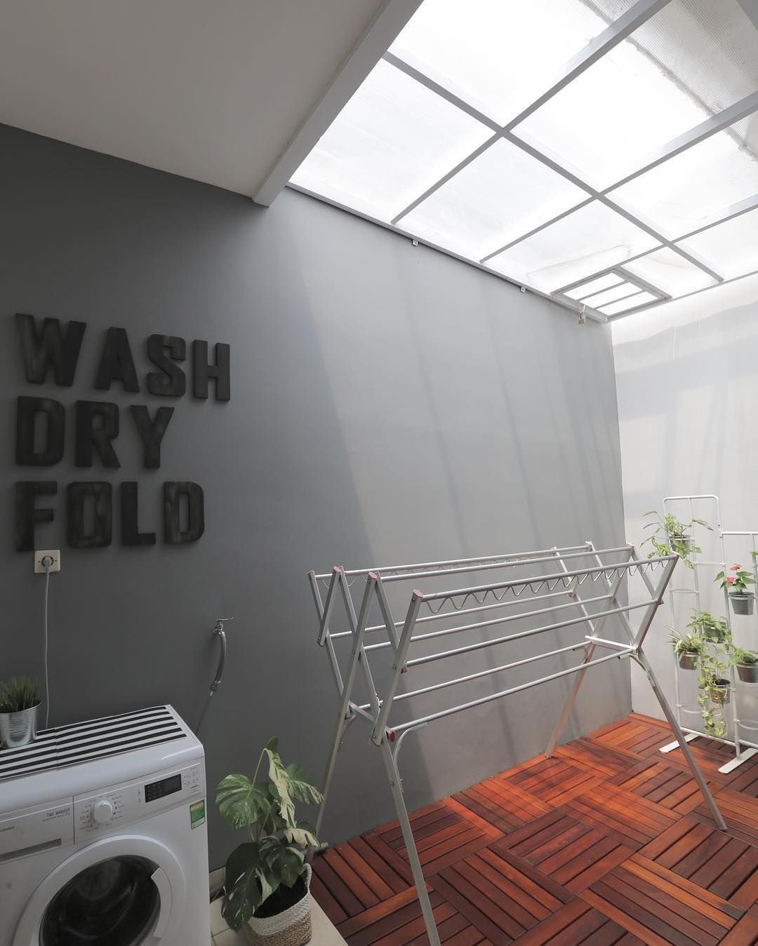 Ingin Mencari Atap Untuk Laaundry Room? Yuk Cek Disini!